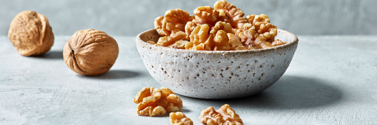 4 Reasons to Go Walnuts for Heart Health - Price Chopper - Market 32