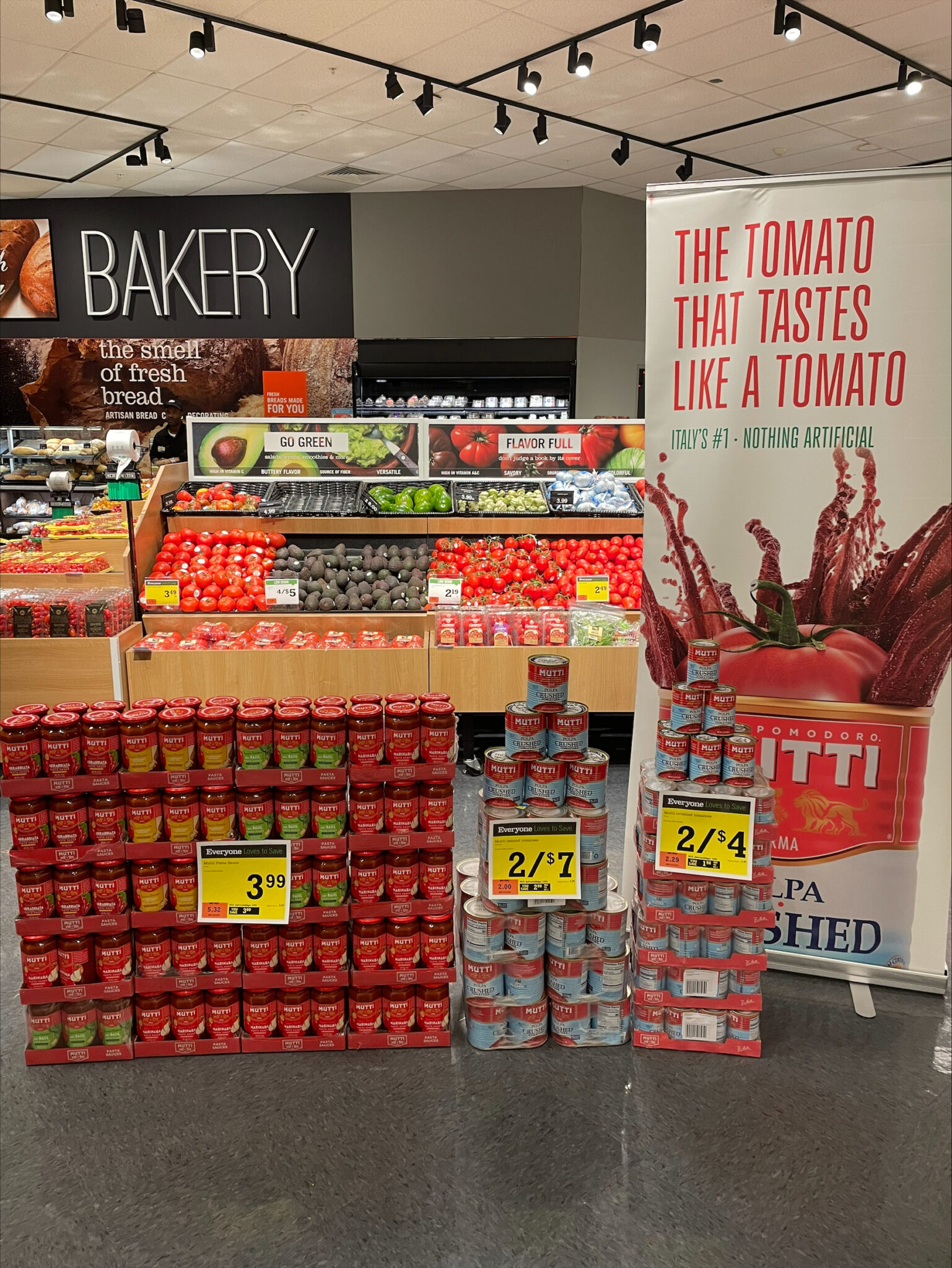Market 32 Hosts the Great Tomato Challenge🍅 - Price Chopper - Market 32